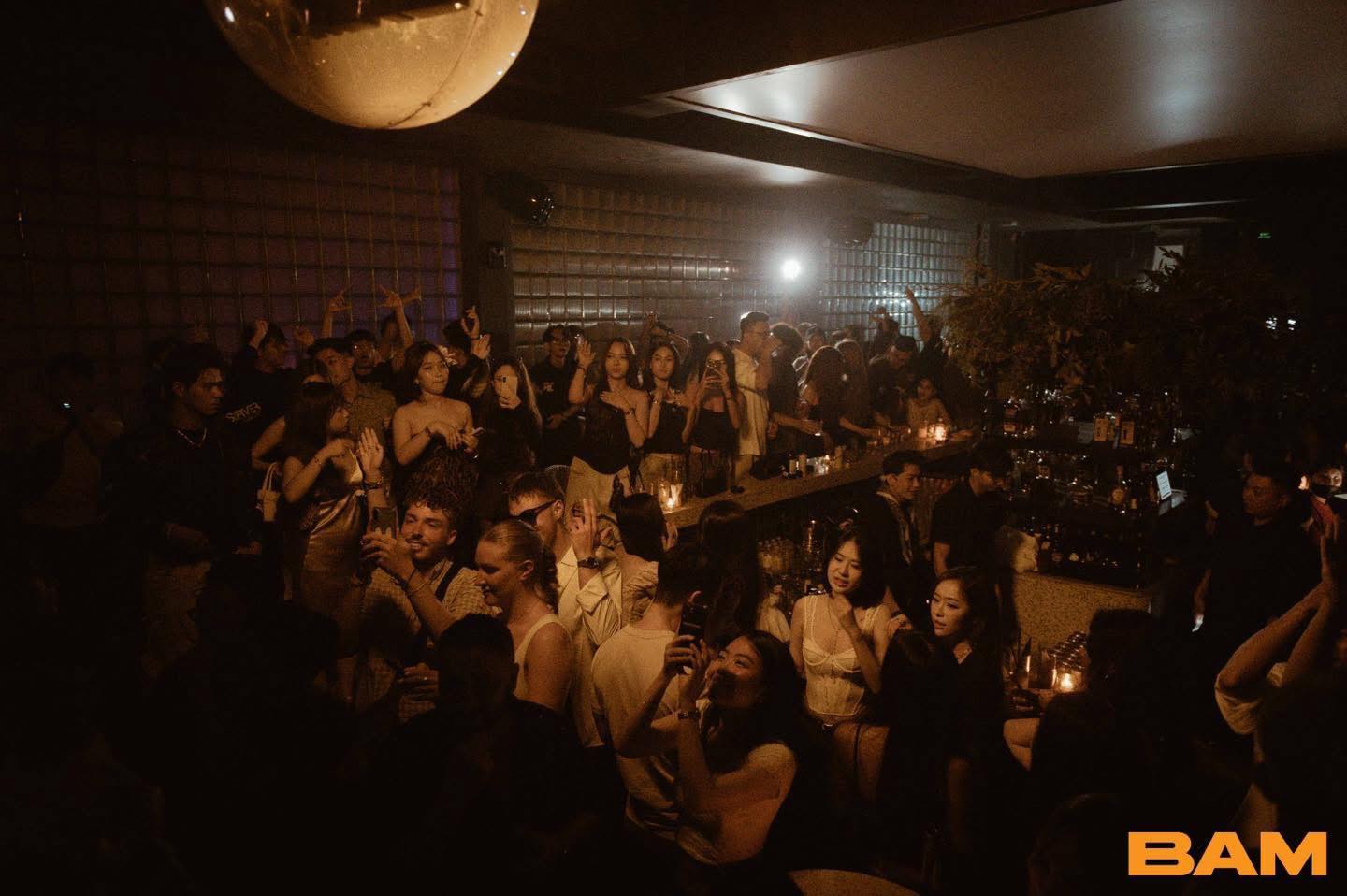 Bam Bam | Book now